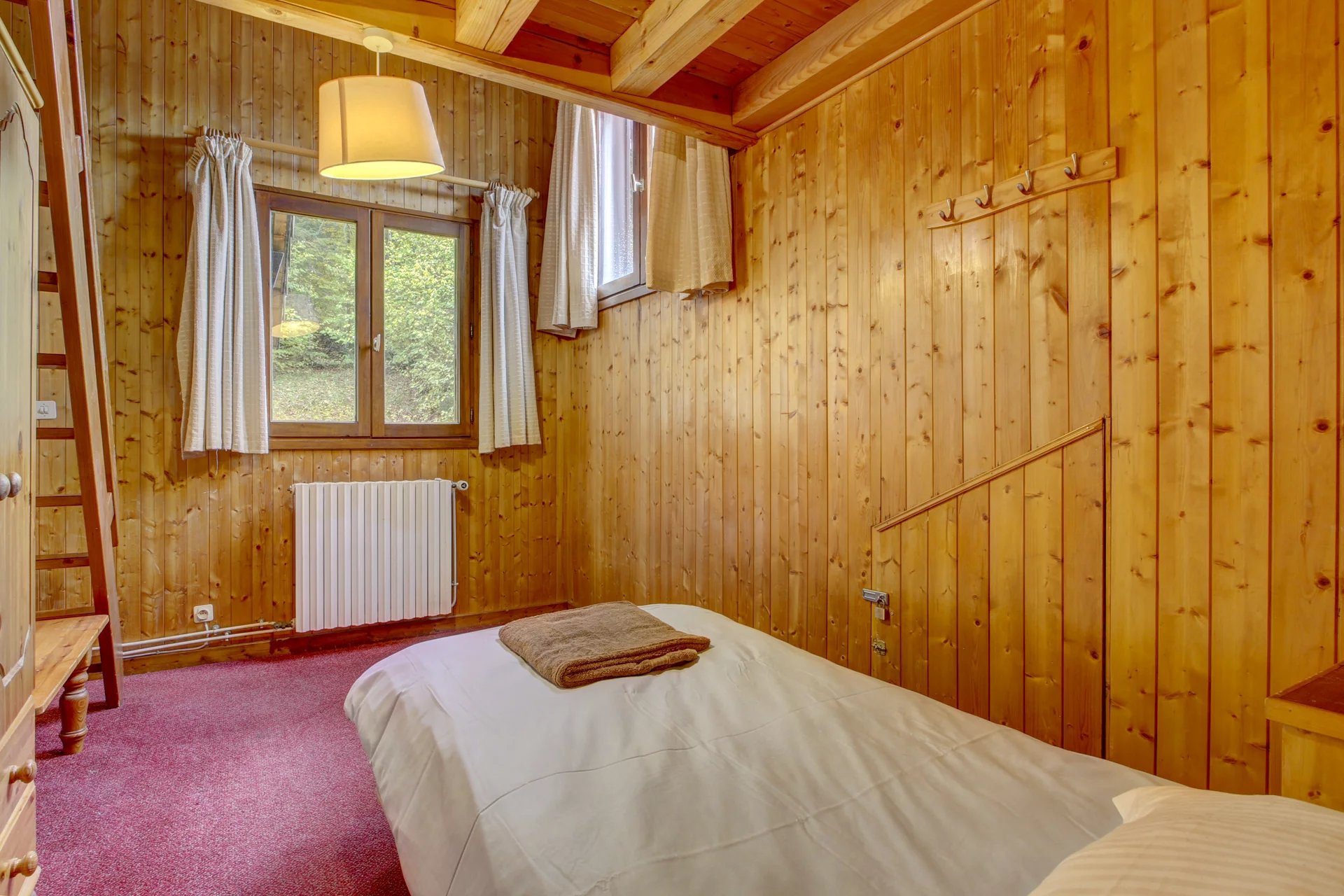 Large detached chalet close to Morzine centre - Morzine Immobilier